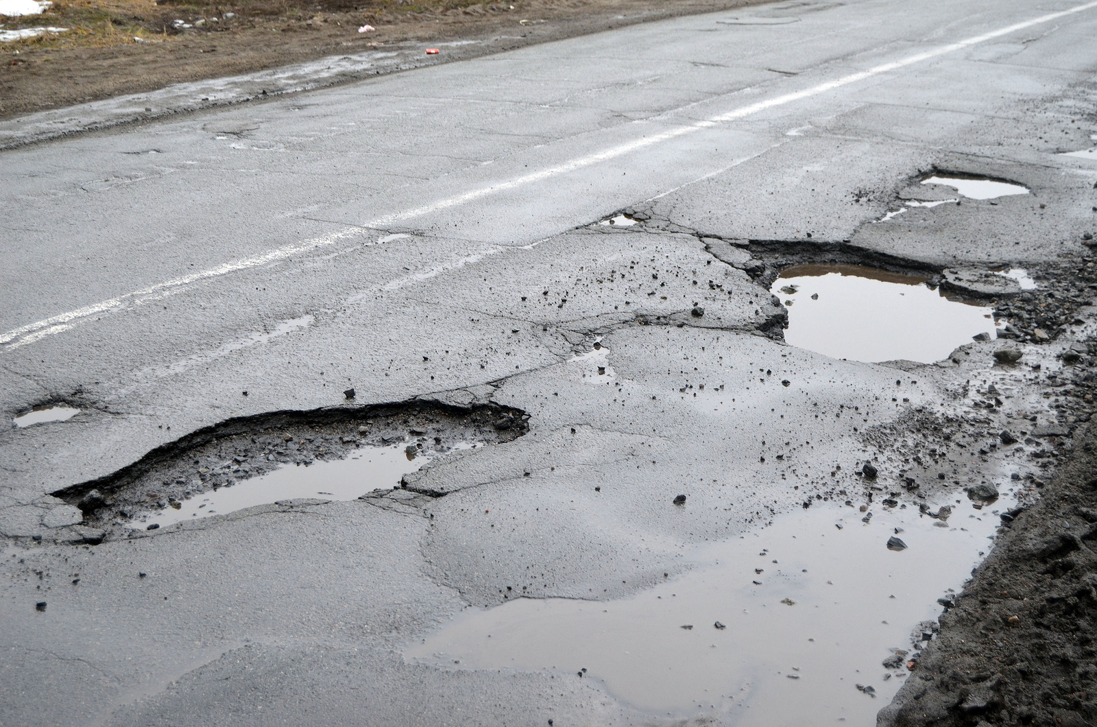 Biomethane-powered machinery to fix potholes in Cornwall, UK ... Biomethane-powered machinery to fix potholes in Cornwall, UK ...