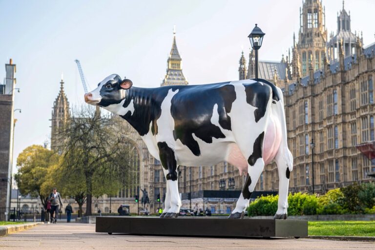 Arla installs giant cow lamp in London in call for AD strategy ...